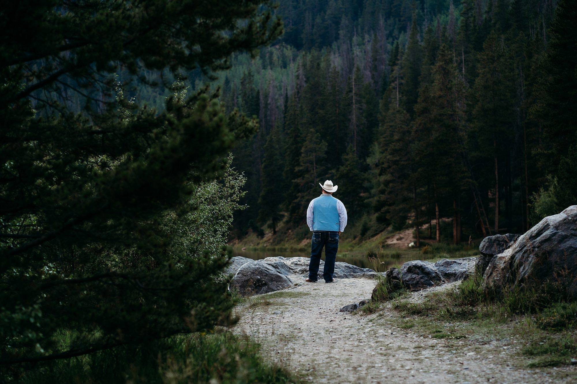 Frisco Colorado Elopement at Officers Gulch - erinlassahn.com