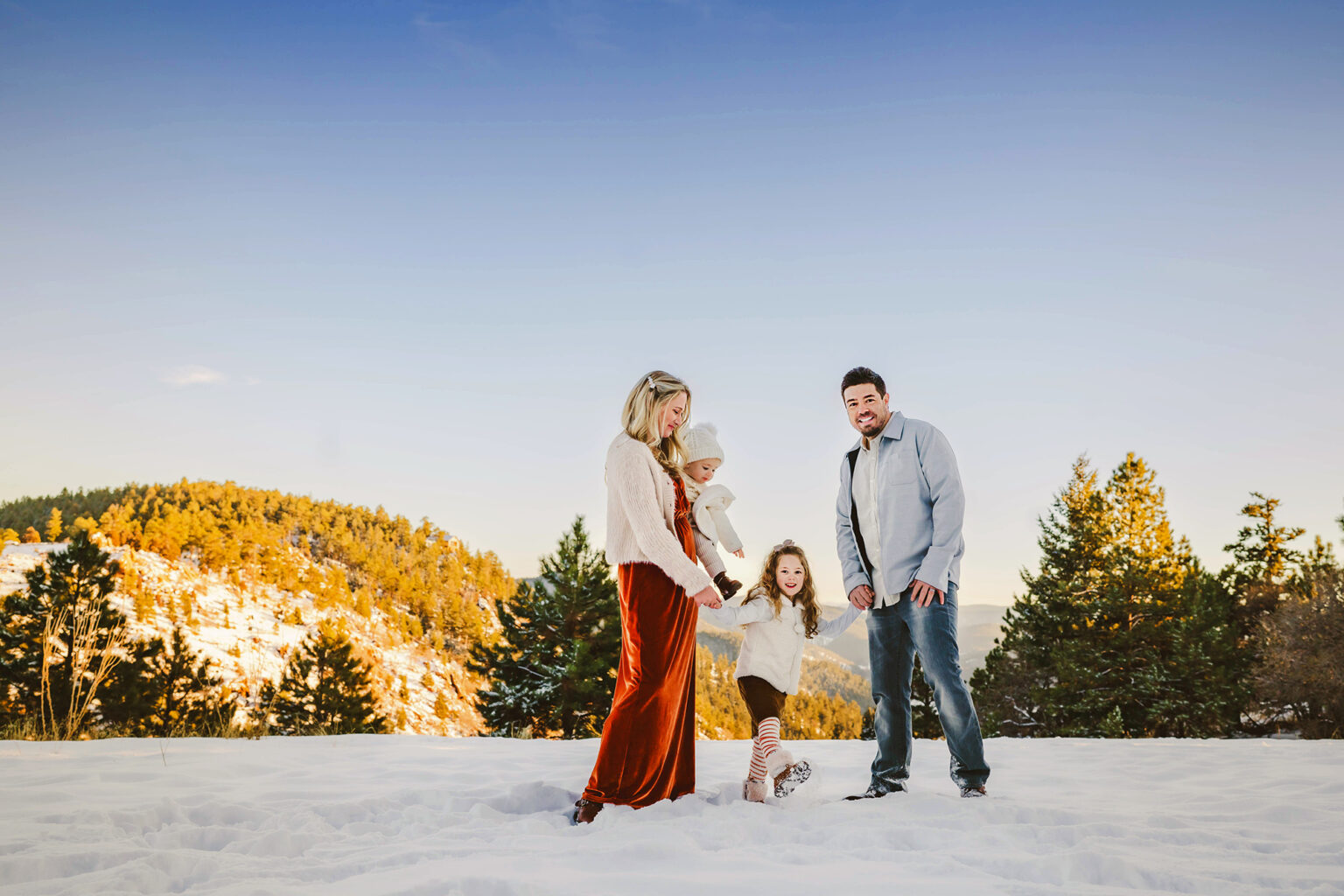 Indoor and Outdoor Snow Day Activities for Kids - erinlassahn.com