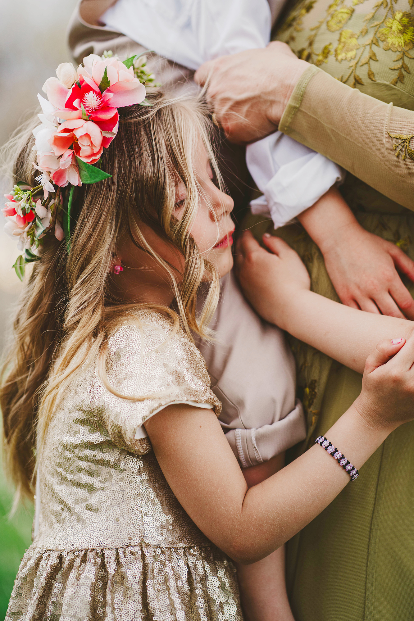 Tips For Capturing Spring Family Photos - erinlassahn.com