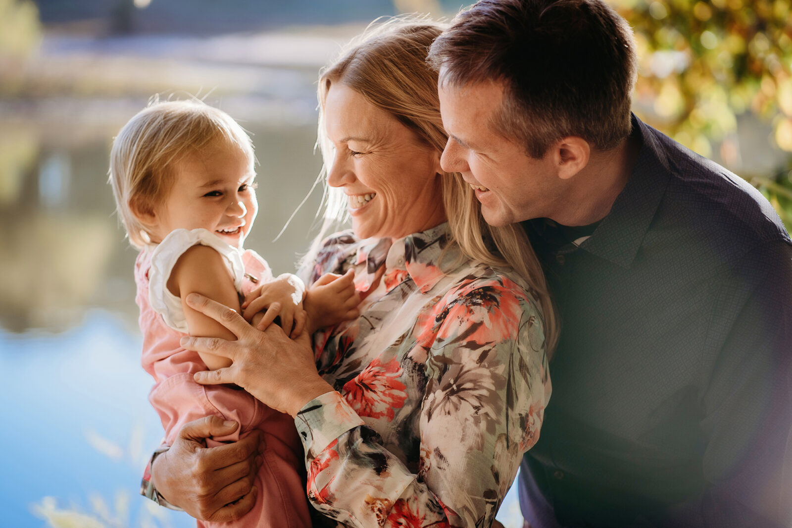 Virginia Waterfront Fall Family Session - erinlassahn.com