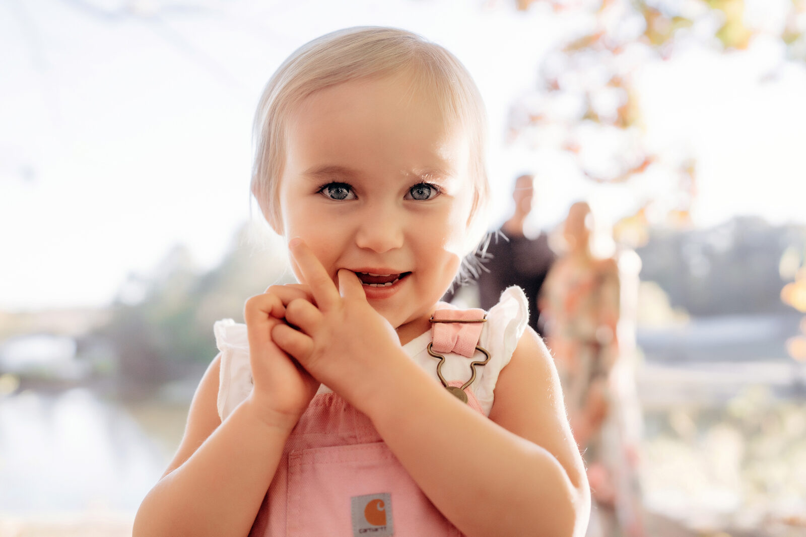 Virginia Waterfront Fall Family Session - erinlassahn.com